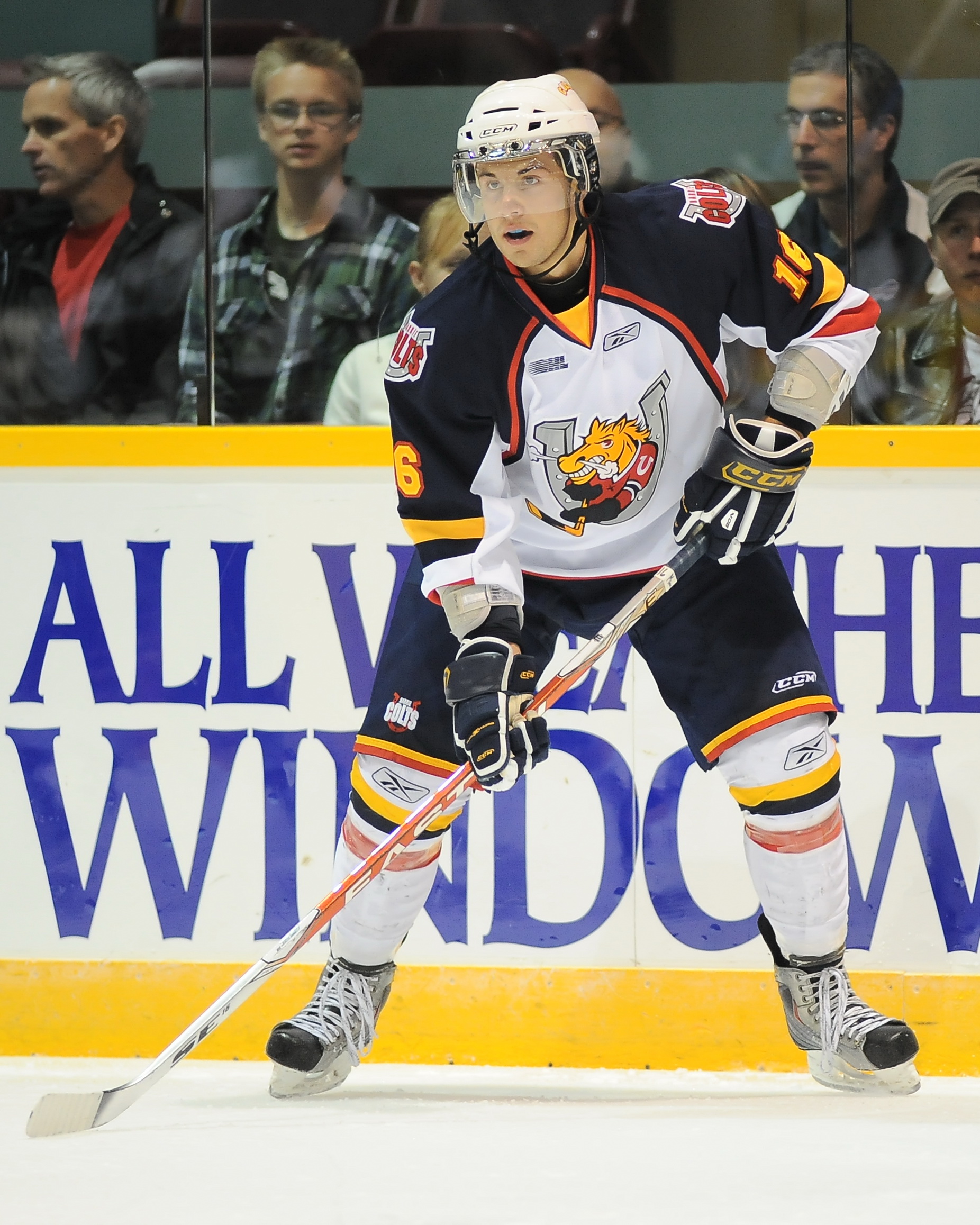 GENERALS TOP COLTS 7-4 - Barrie Colts