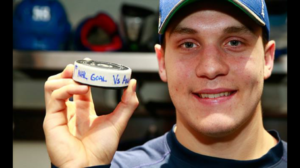 HORVAT NETS FIRST NHL GOAL - London Knights
