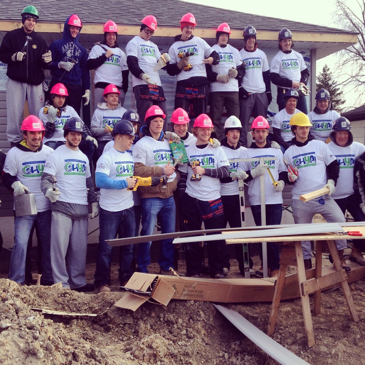 Sting participate in Habitat Build - Sarnia Sting