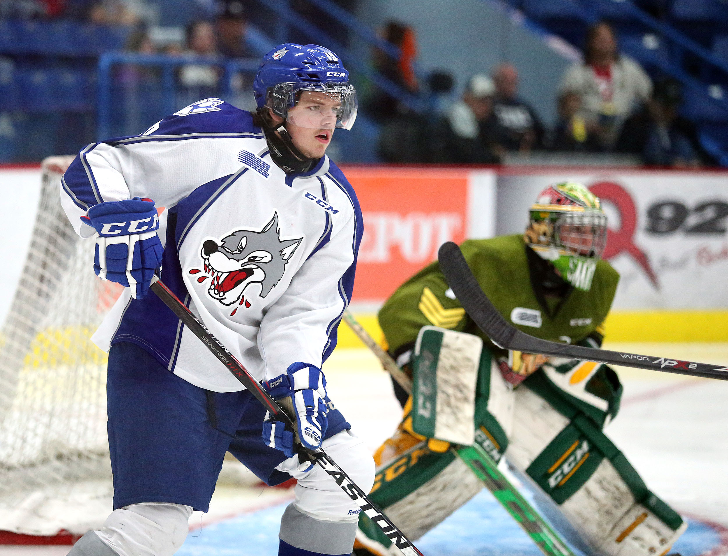 Battalion Out-Gun Wolves - Sudbury Wolves
