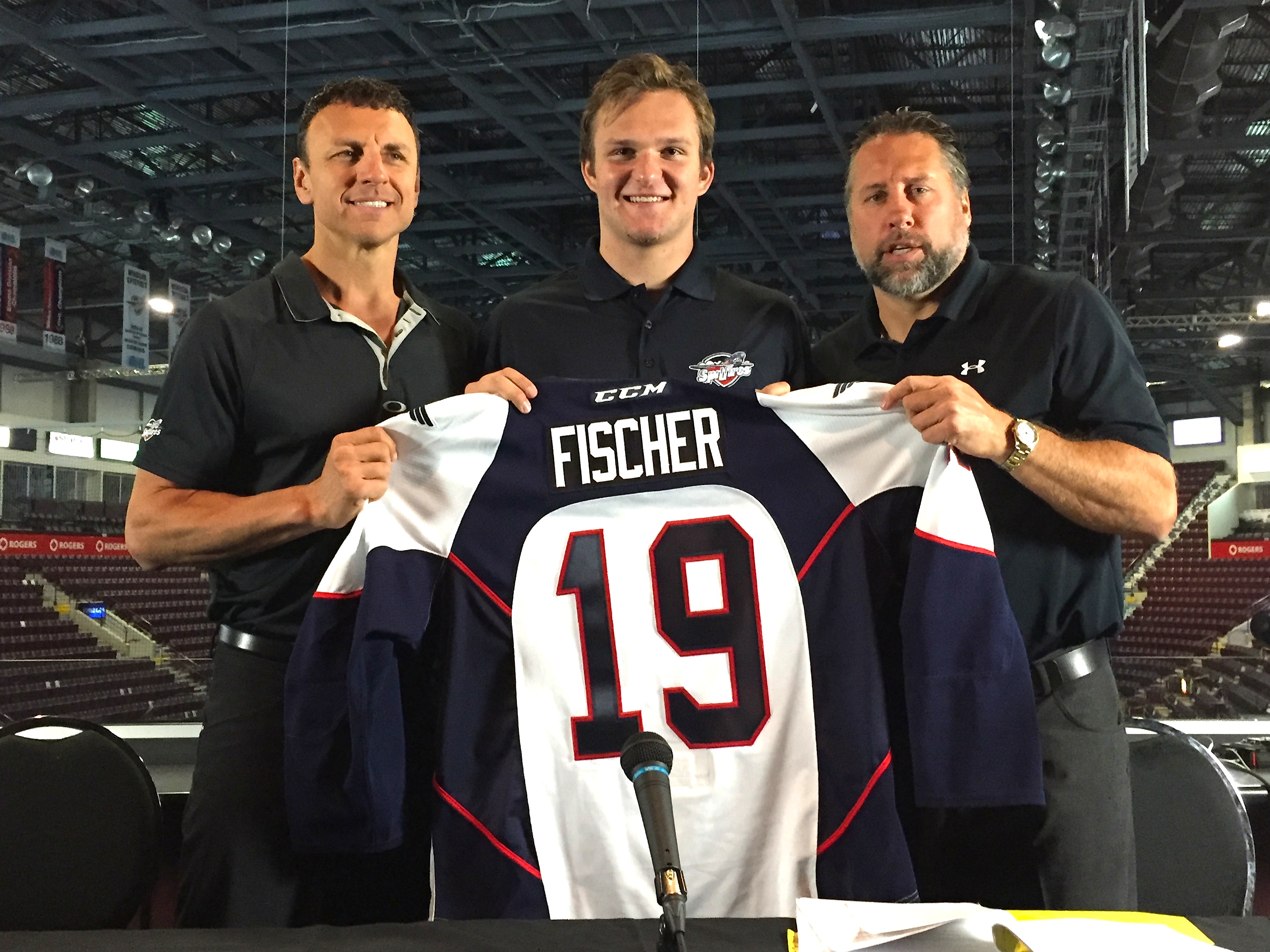 FISCHER INTRODUCED AS NEWEST SPITFIRE - Windsor Spitfires