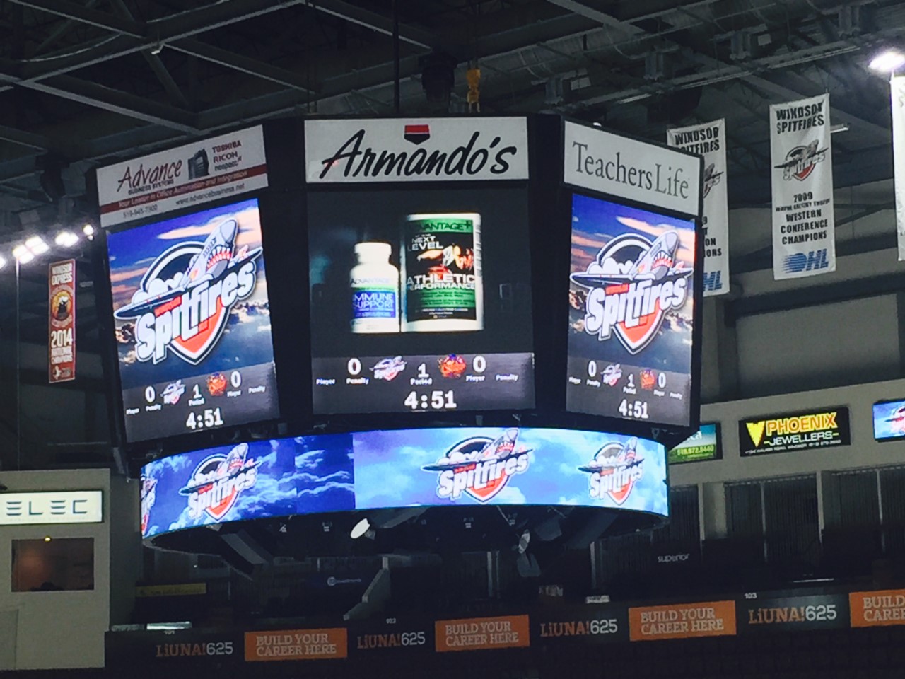NEW JUMBOTRON READY FOR OPENING NIGHT THURSDAY - Windsor Spitfires