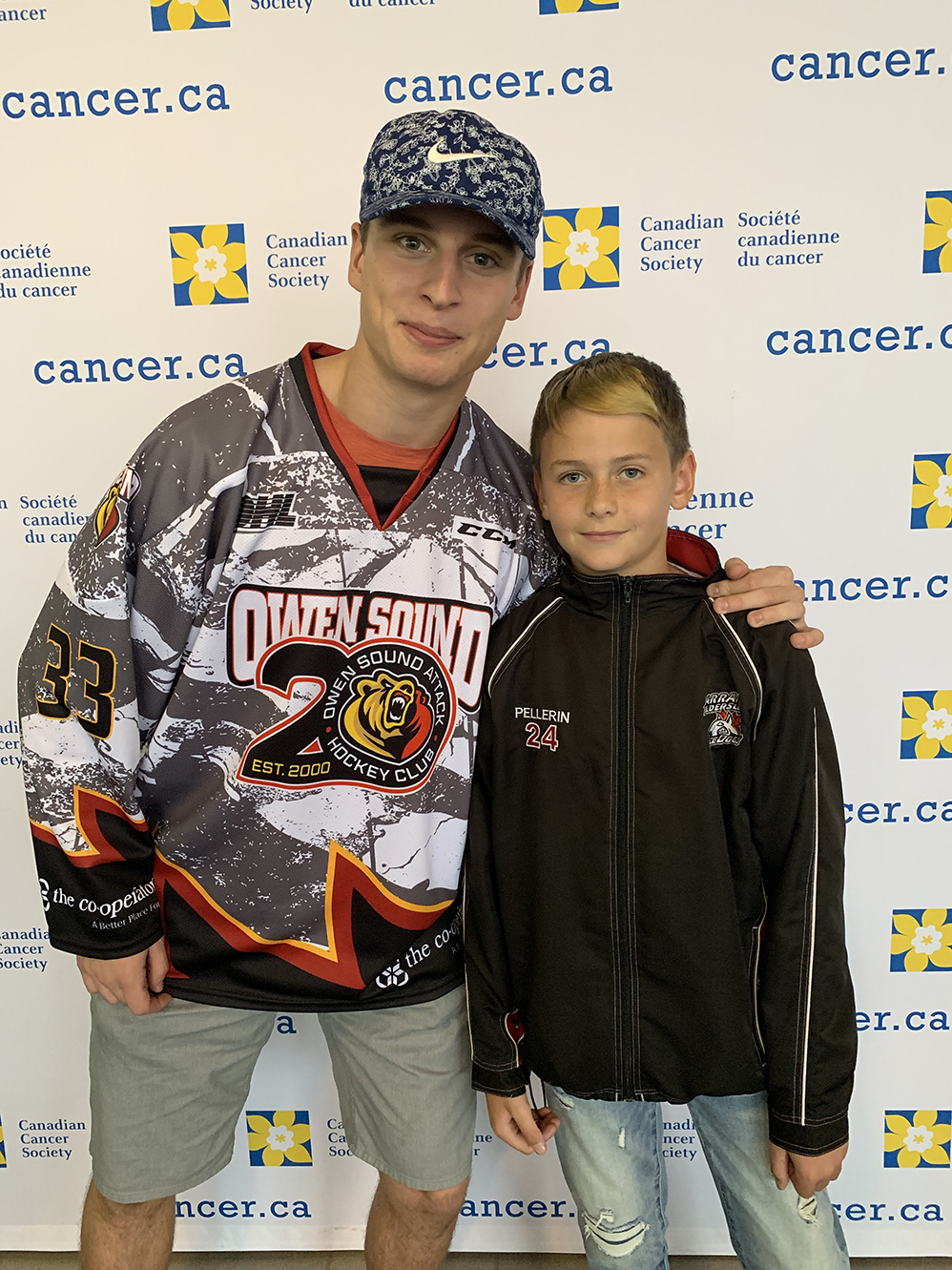 Attack Teaming Up For Cancer Society Head Shave - Owen Sound Attack